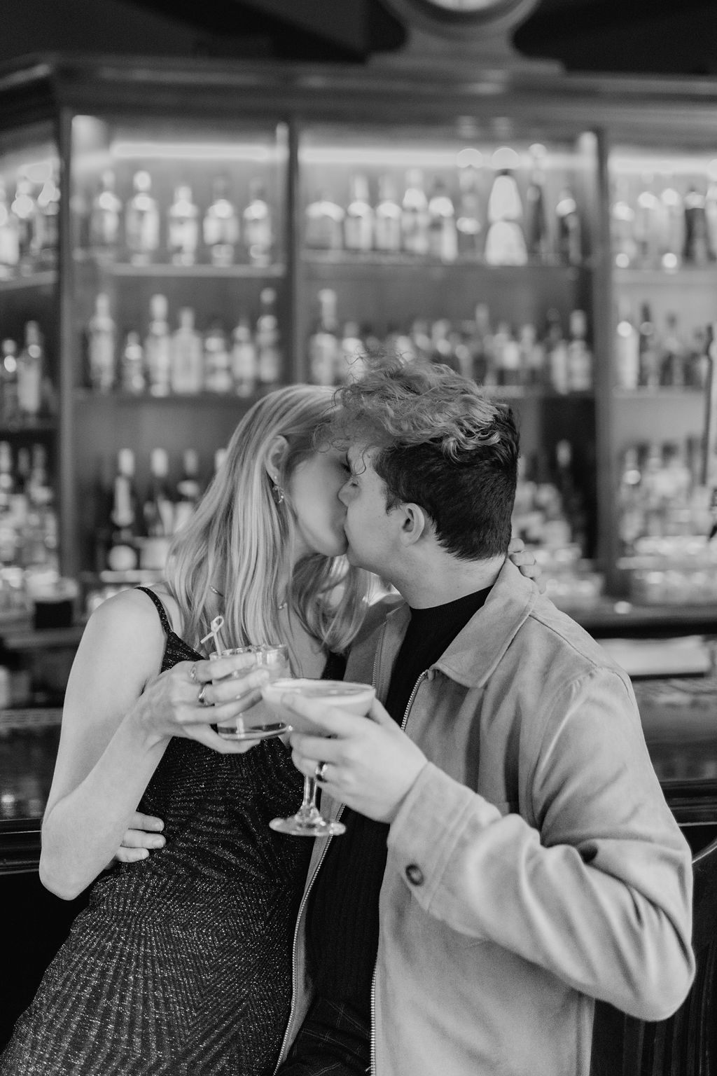 Places to Take Engagement Photos in Downtown Detroit ...
